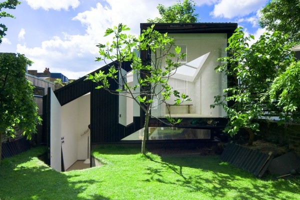 Two Beautiful Artist Studio/Private Shed in Hackney, London