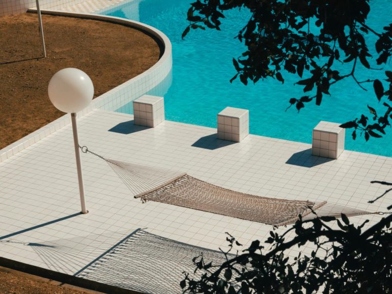 Alain Capeillères' Hidden Swimming Pool [France]