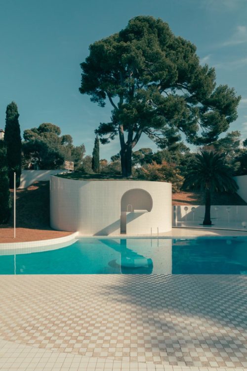Alain Capeillères' Hidden Swimming Pool [France]