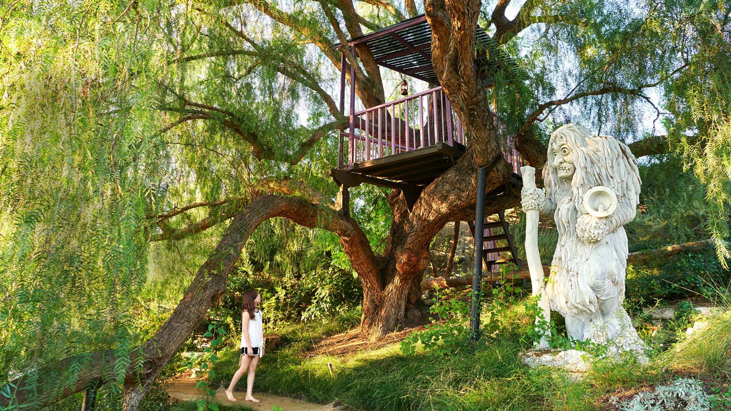 The Enchanting Home & Garden of Urs Fischer [Los Angeles]
