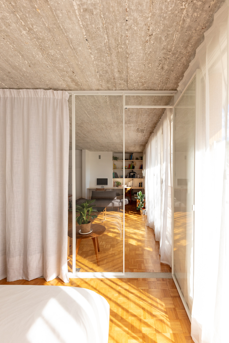 Smart Design for this 1 Bedroom Apartment in Paris