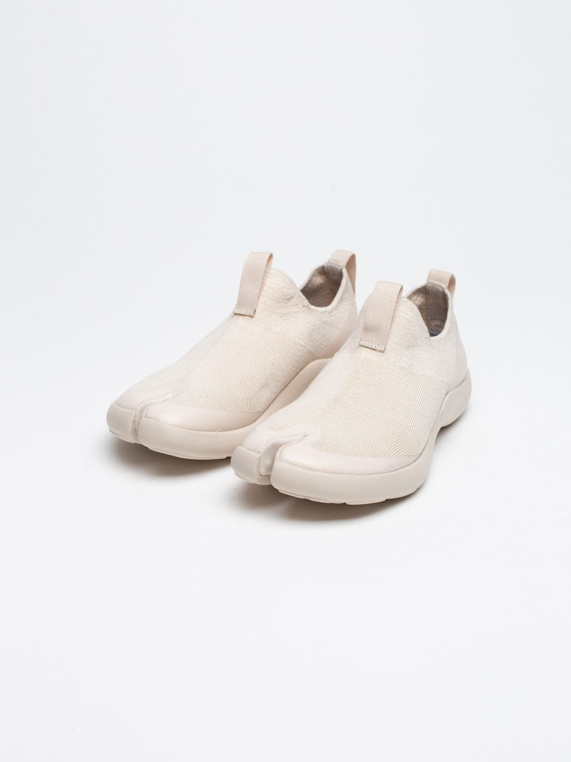 Tabi Footwear is Scandinavian simplicity & Japanese functionality